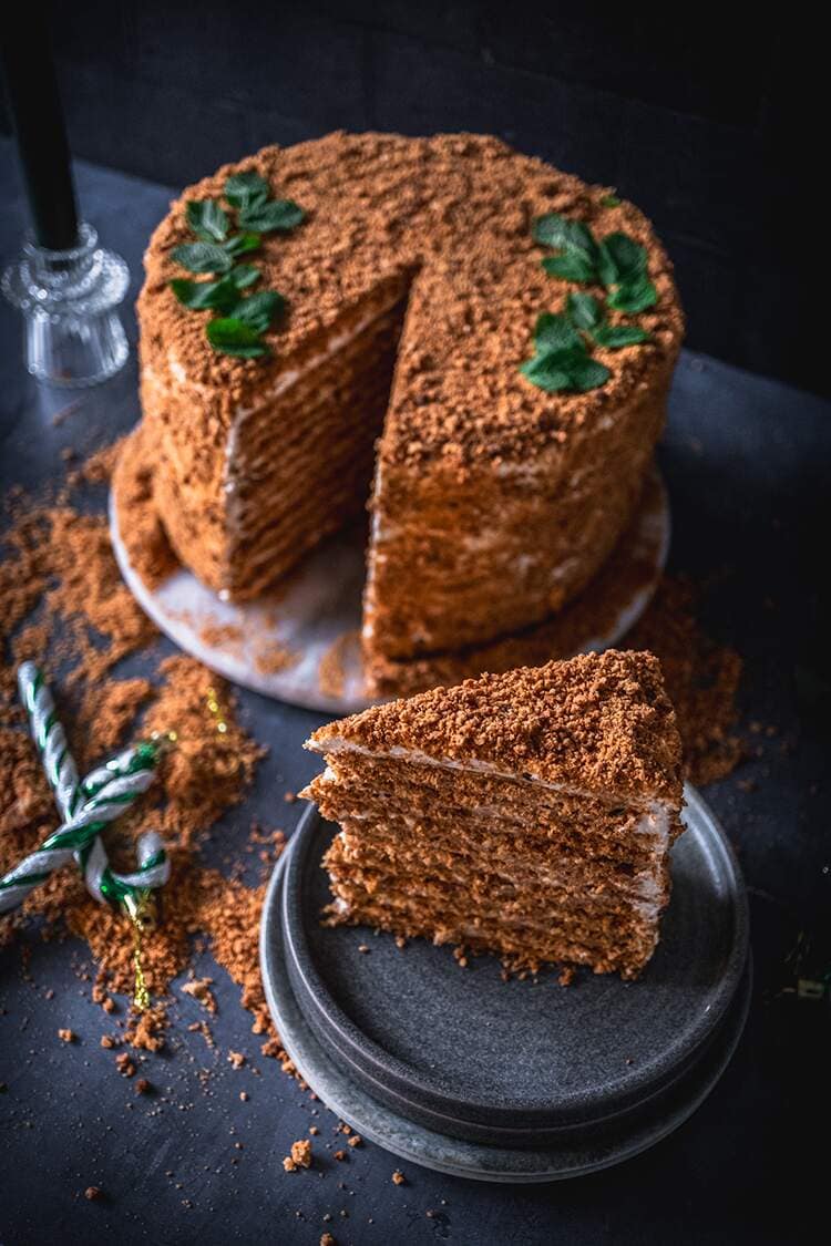 Honey Cake ‘Medutis’ - Hide My Veggies